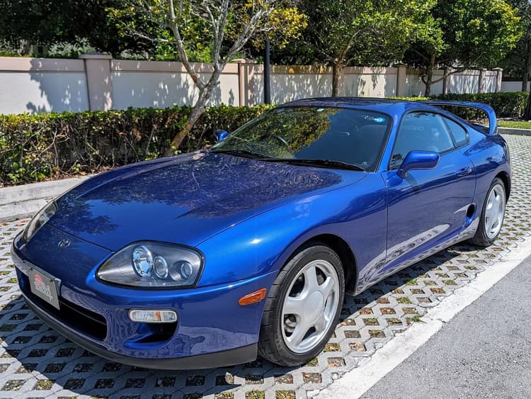 Toyota Supra MK4 Turbo 1993: uma lenda do asfalto!